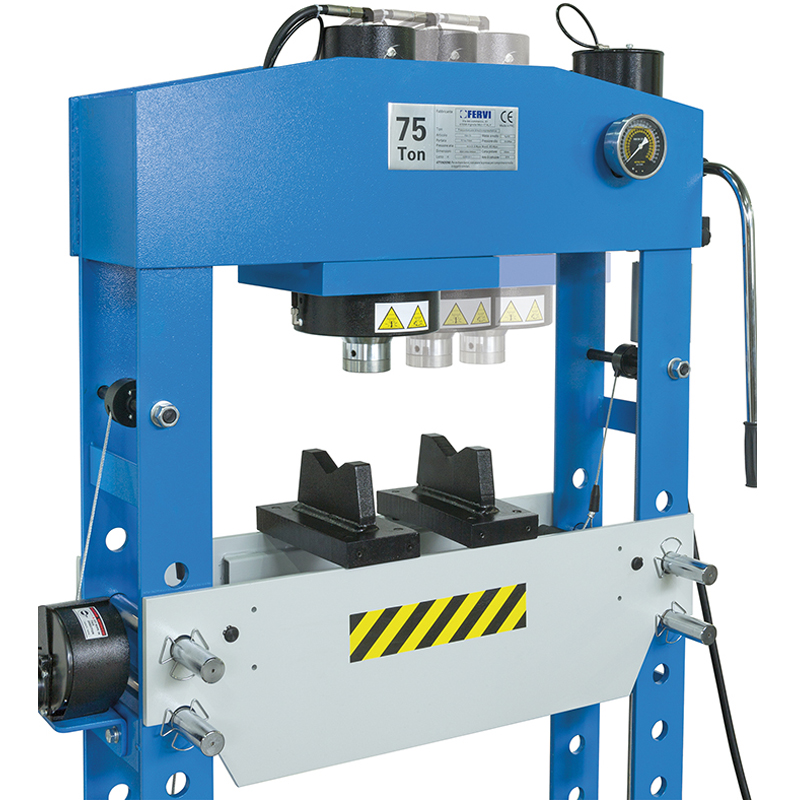 PNEUMATIC HYDRAULIC SHOP PRESS - P001/75 | Hydraulic presses | Presses ...
